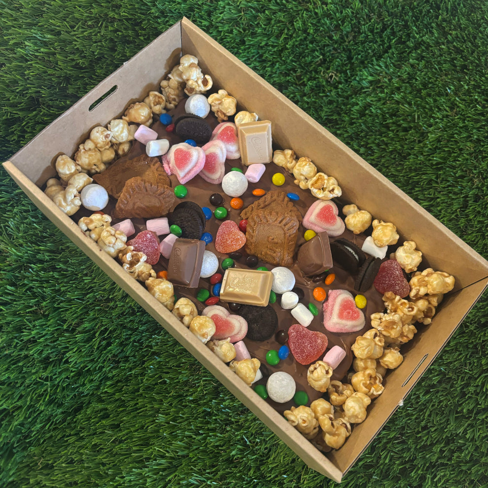 Classic Donut Bouquet Gift Box | Donut Delivery Canberra | Donut Box ...